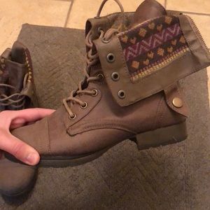 JustFab | Shoes | Super Cute Fall Combat Boots | Poshmark